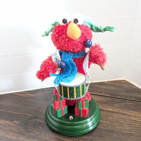 Gemmy | Toys | Gemmy Animated Elmo Christmas Figure Little Drummer Boy ...